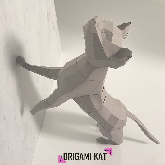 Poes, papercraft & patience. • Buitengewoonanders